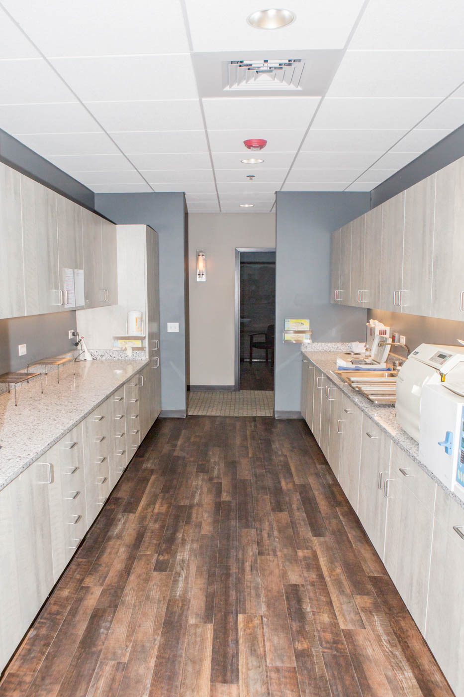 Office Tour Oral Surgeons James R. Lessig, DDS or Thomas S. Michalik ...