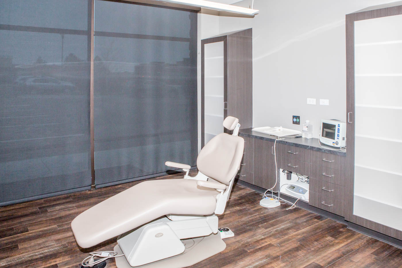 Office Tour Oral Surgeons James R. Lessig, DDS or Thomas S. Michalik ...