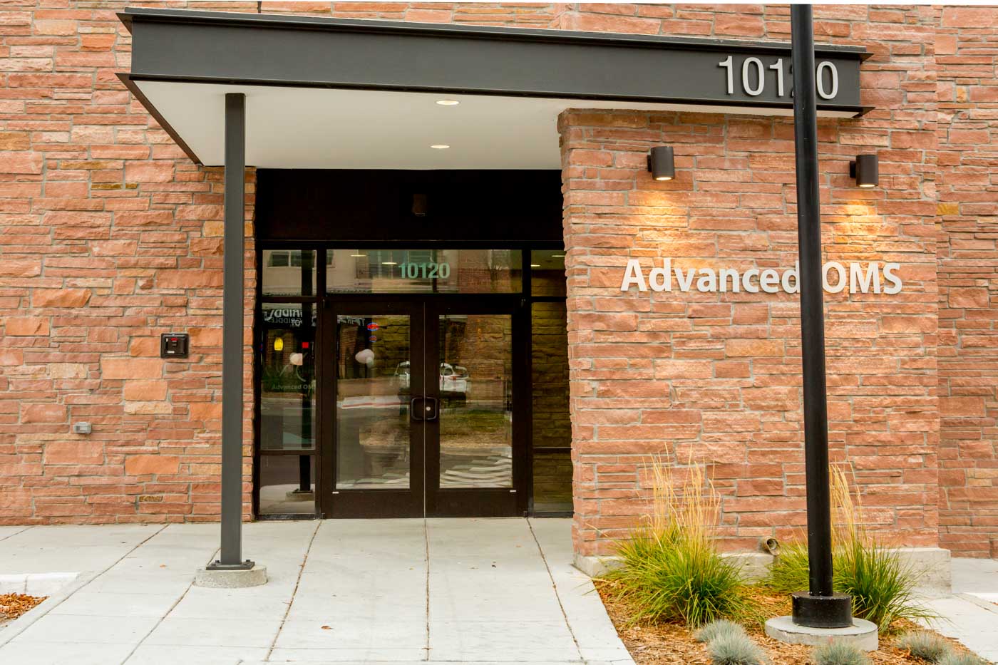 Office Tour Oral Surgeons James R. Lessig, DDS or Thomas S. Michalik ...